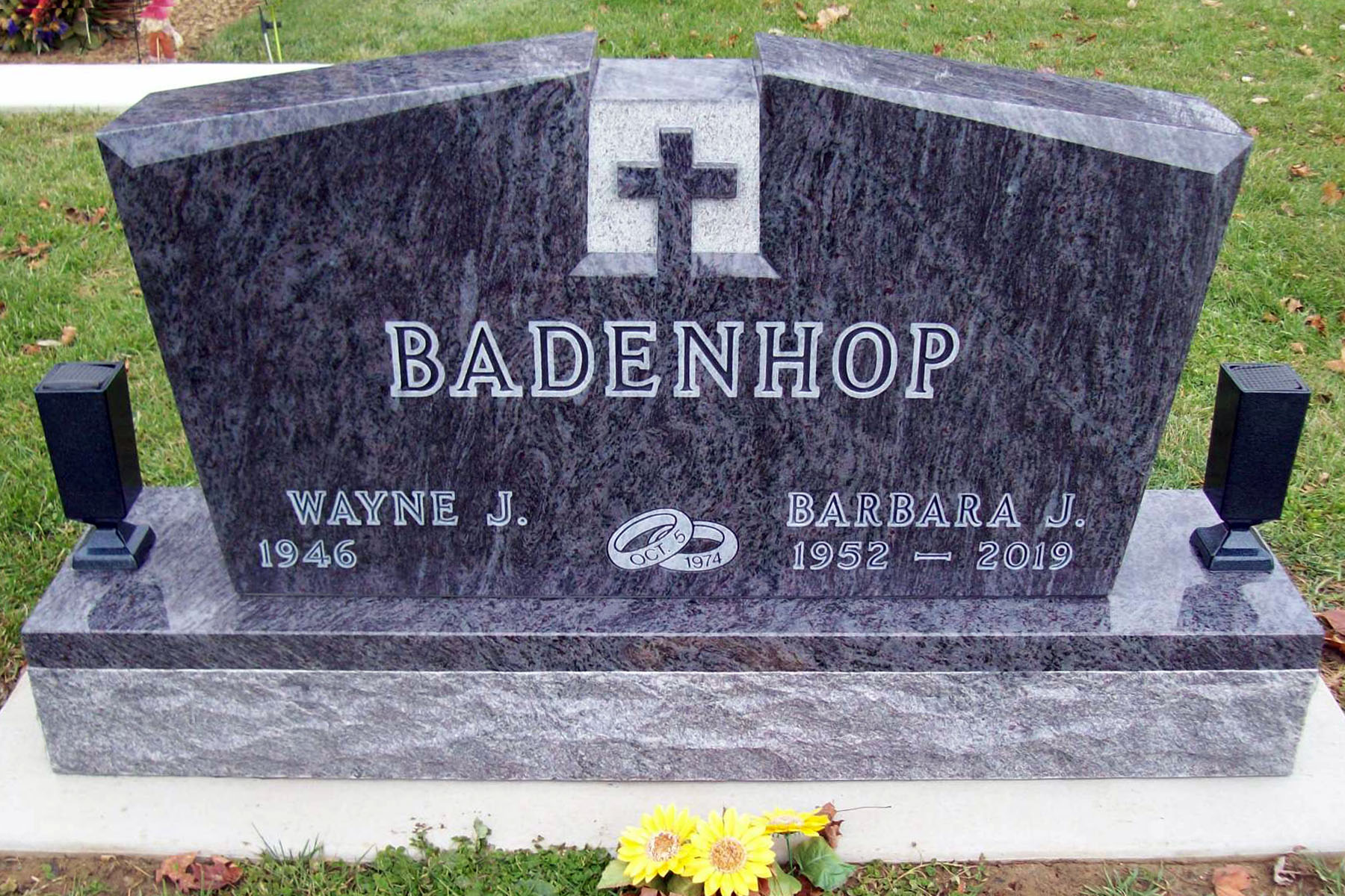 Delphos Granite Works - Custom Granite Monuments