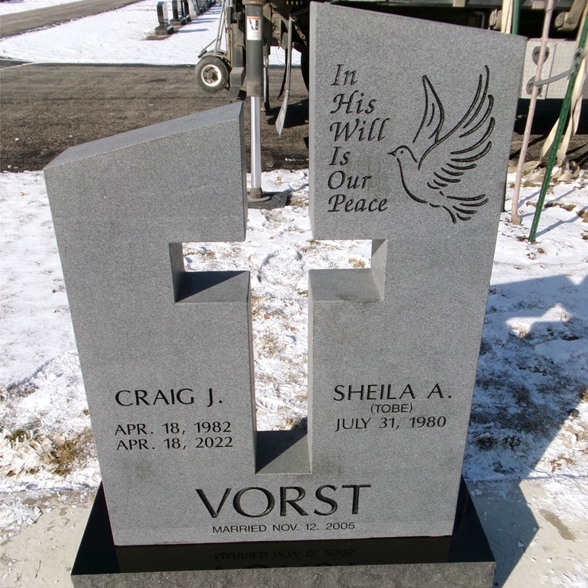 Delphos Granite Works - Custom Granite Monuments
