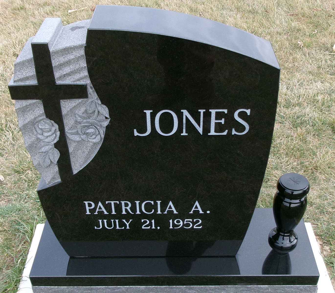 Delphos Granite Works - Custom Granite Monuments