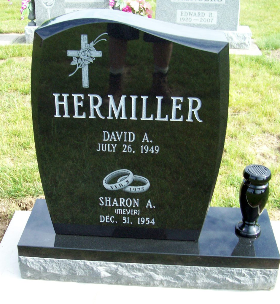 Delphos Granite Works - Custom Granite Monuments