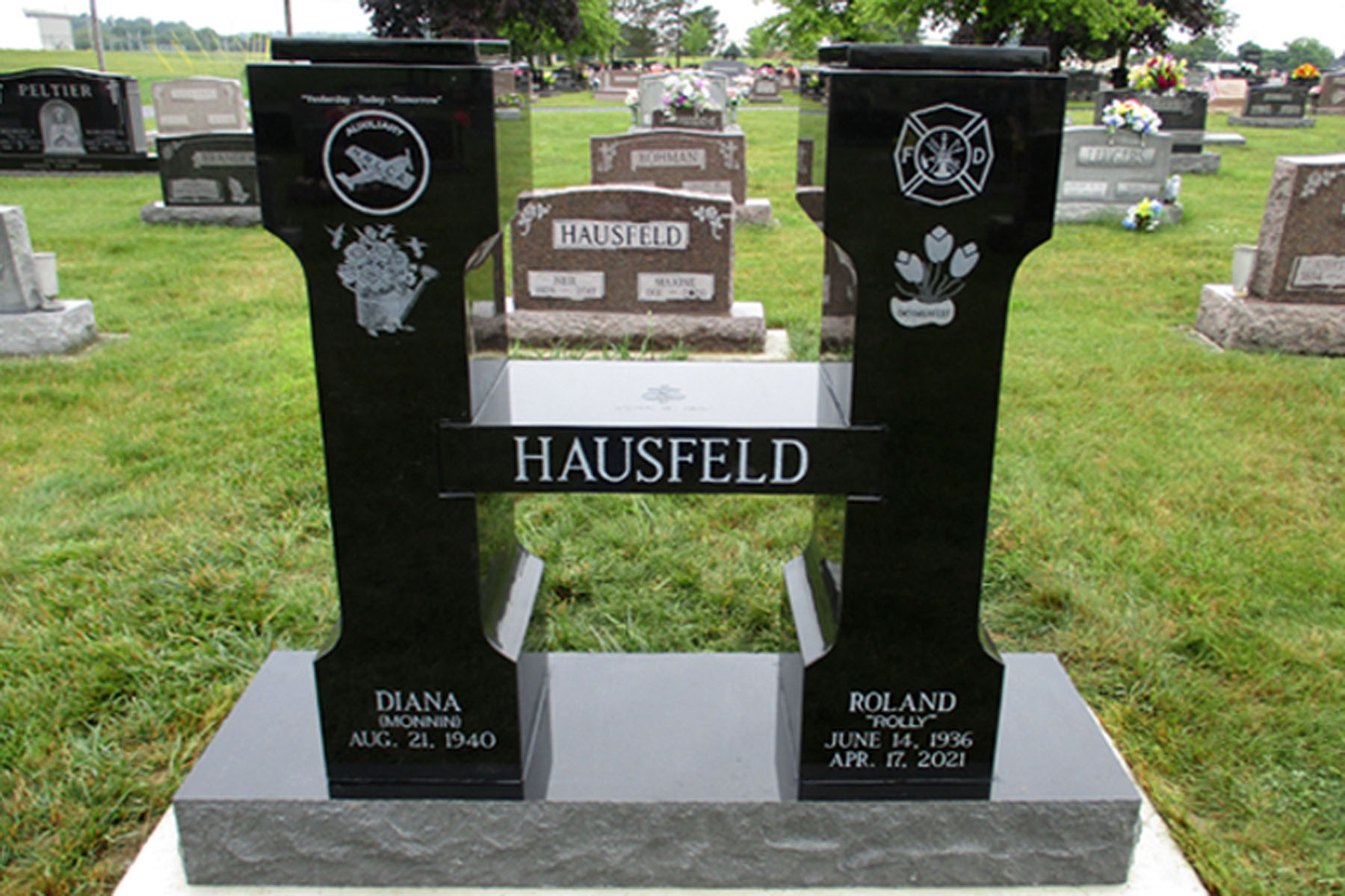 Delphos Granite Works - Custom Granite Monuments