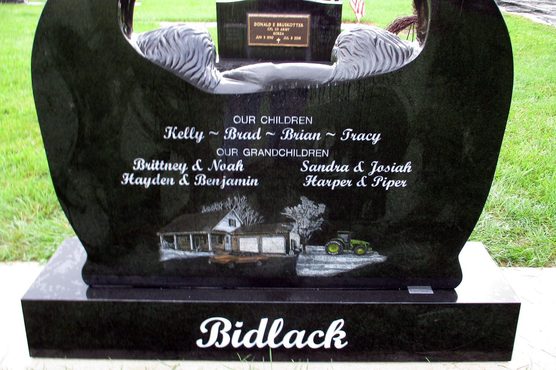 Delphos Granite Works - Diamond Etching