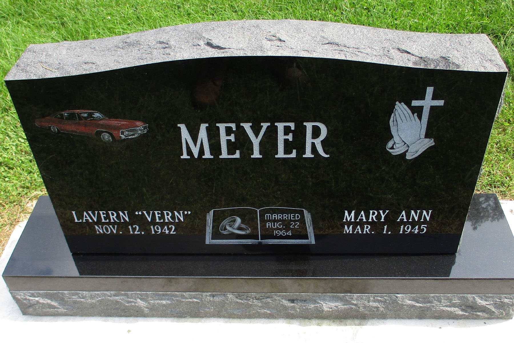 Delphos Granite Works - Diamond Etching